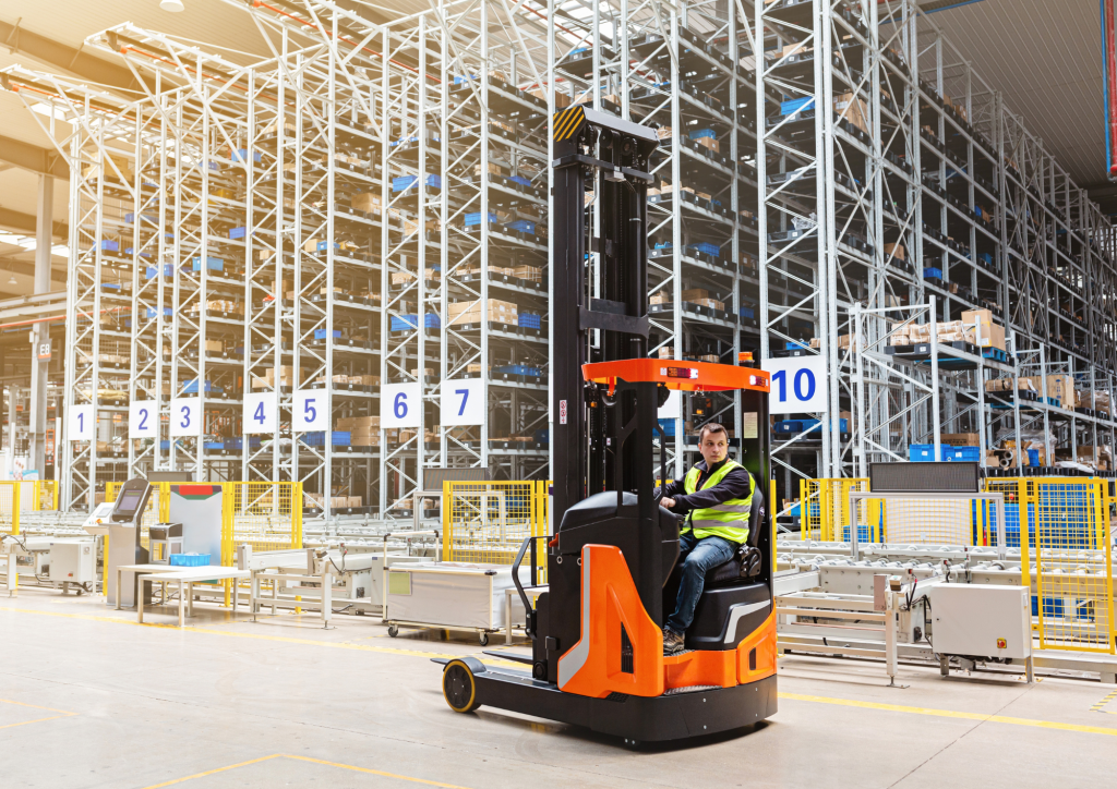 LOG105 – Reach Forklift Basics | Start Training